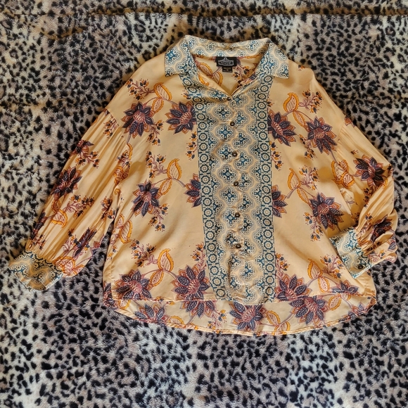 Angie | Tops | Nwot Angie Floral Mixed Print 34 Sleeve Button Up ...